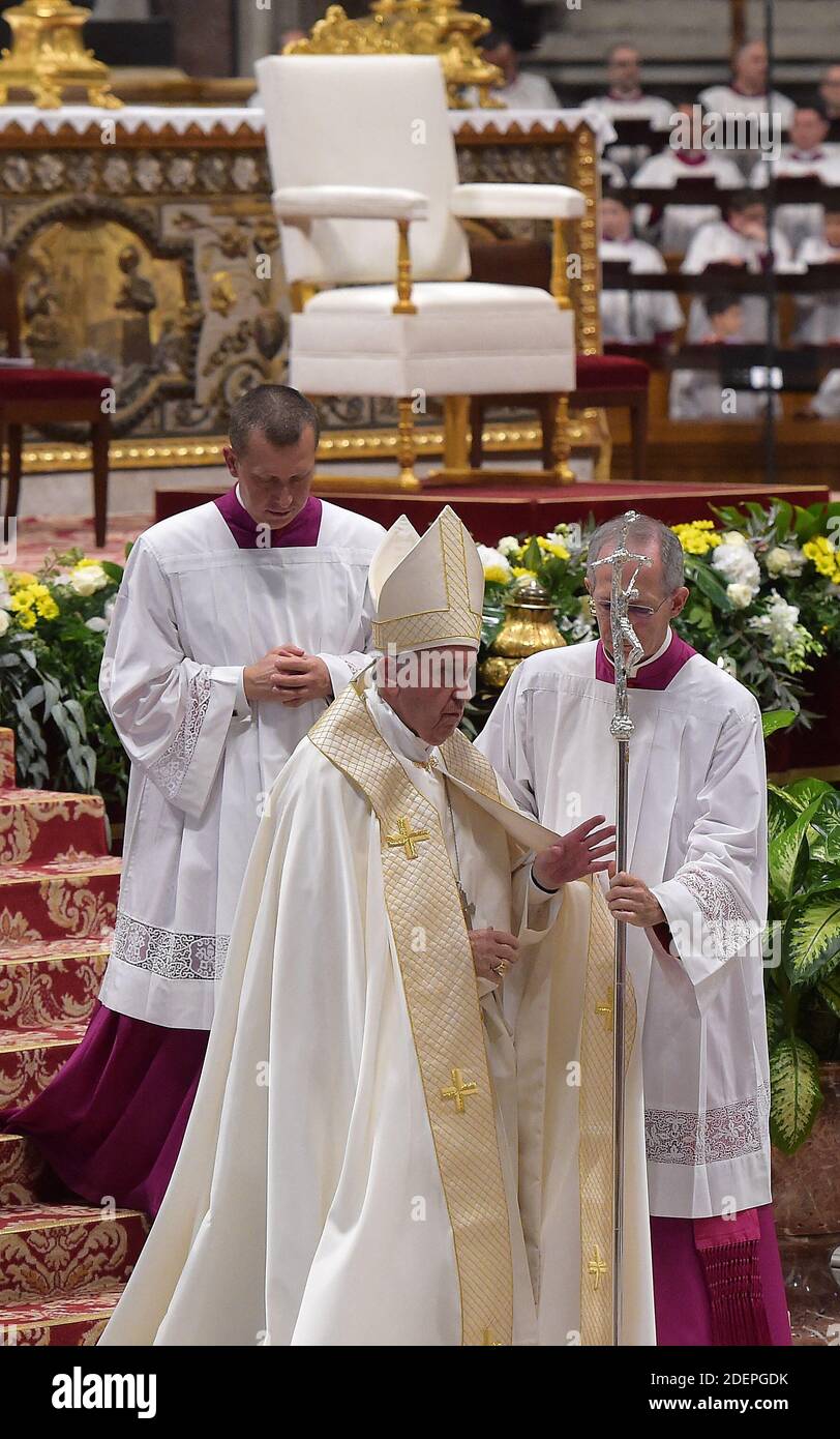 Pope Francis attends a Consistory ceremony for the creation of 13 new ...
