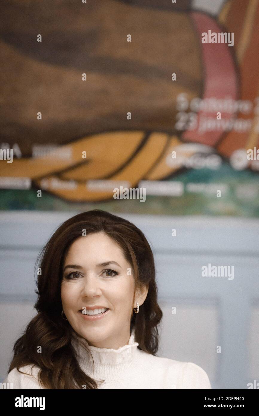 French first lady Brigitte Macron and Princess Mary Donaldson of ...