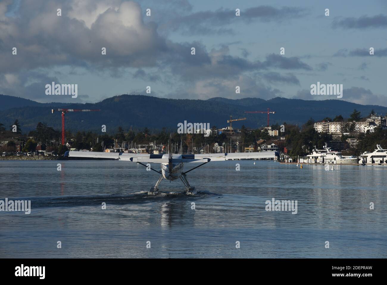 Float plane vancouver island hi-res stock photography and images - Alamy