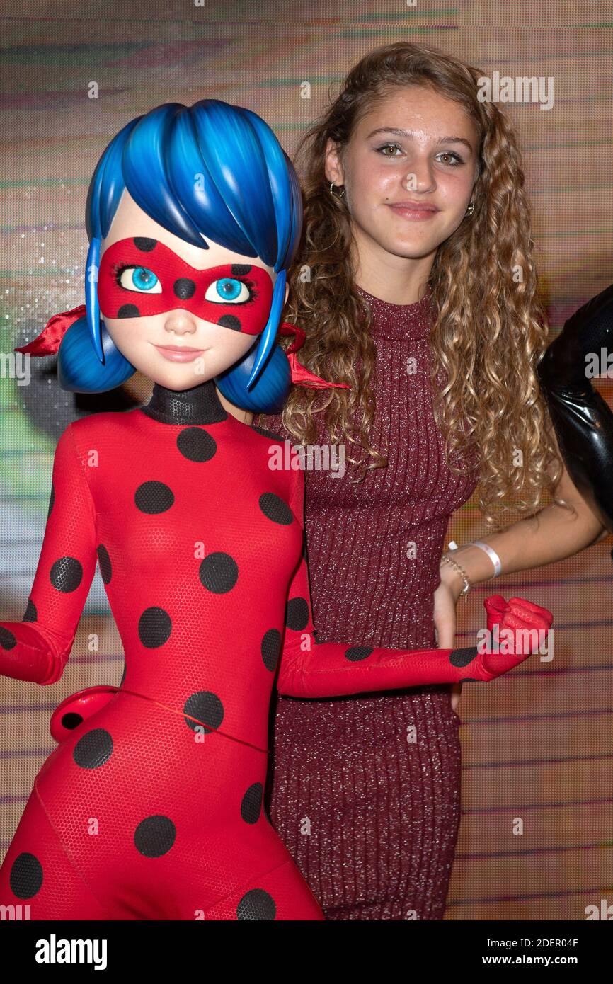 Lou assiste a la Projection Presse en avant-premiere de l'episode de la ...