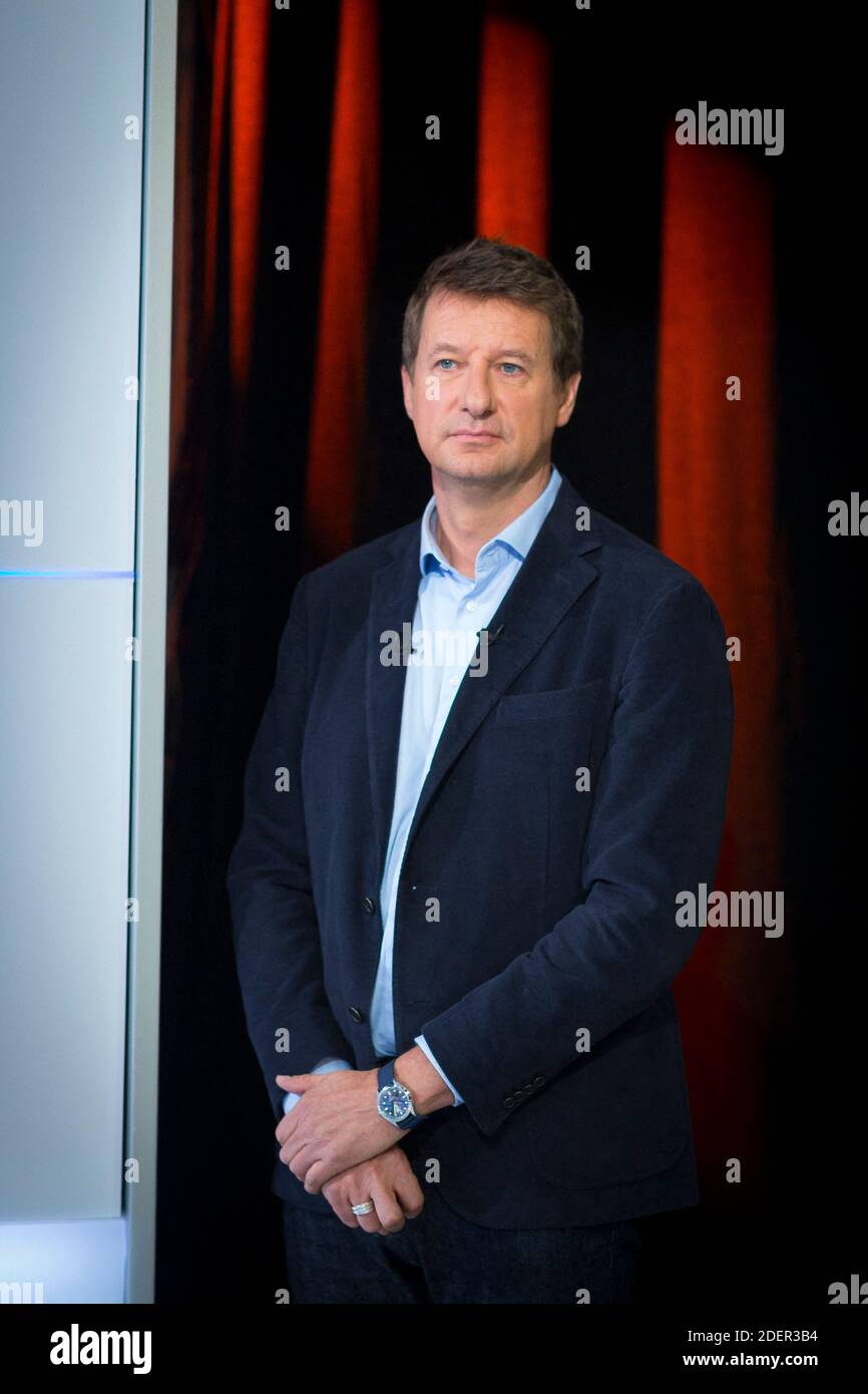 Exclusive - Yannick Jadot poses for pictures ahead of Dimanche En ...