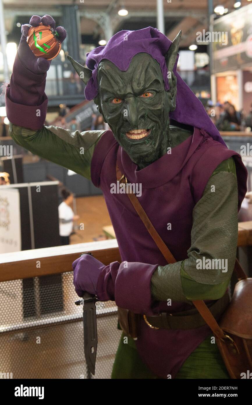 Ultimate Green Goblin Cosplay