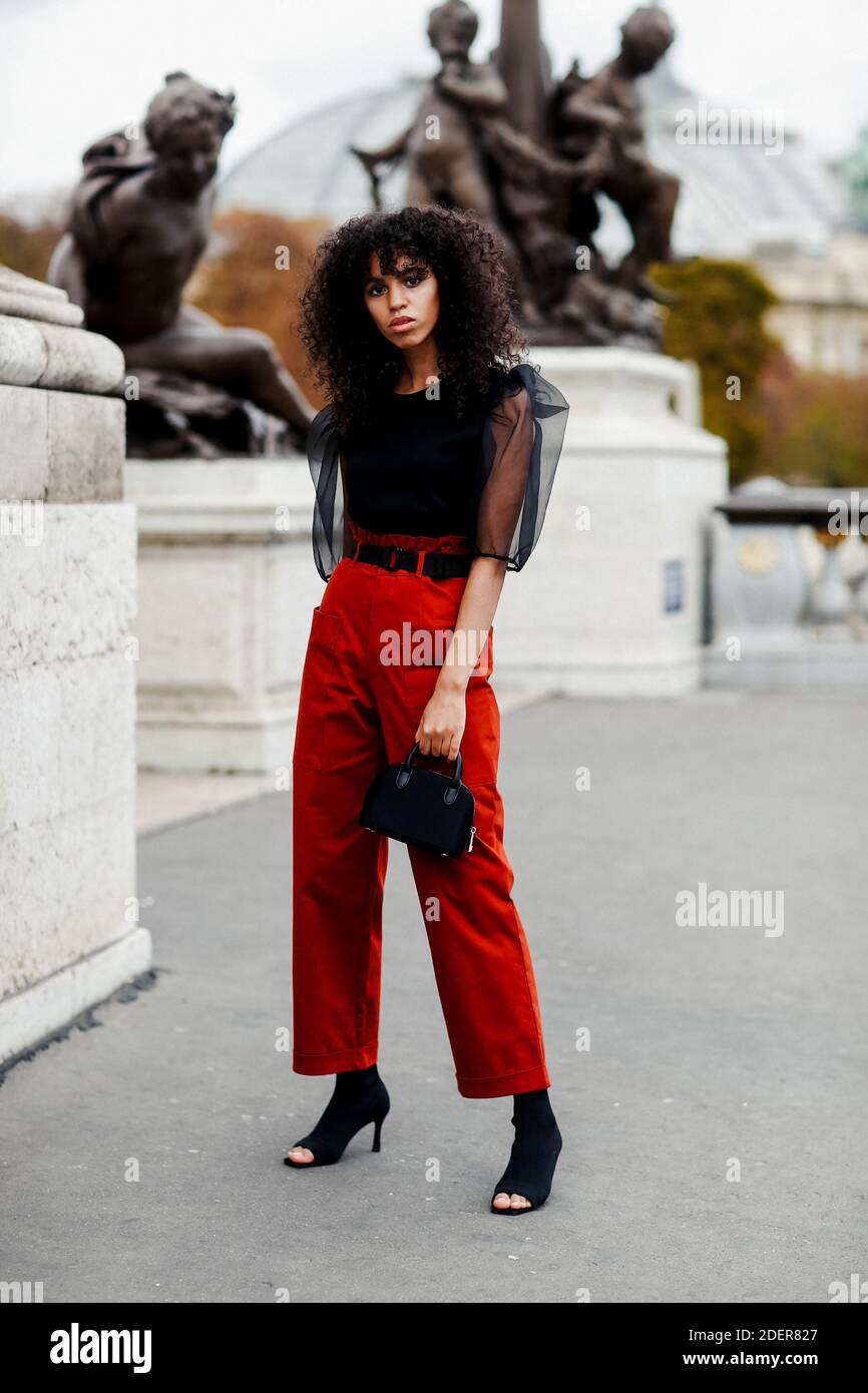 Street style, Sadi arriving at Jarel Zhang Spring-Summer 2020 ready-to ...