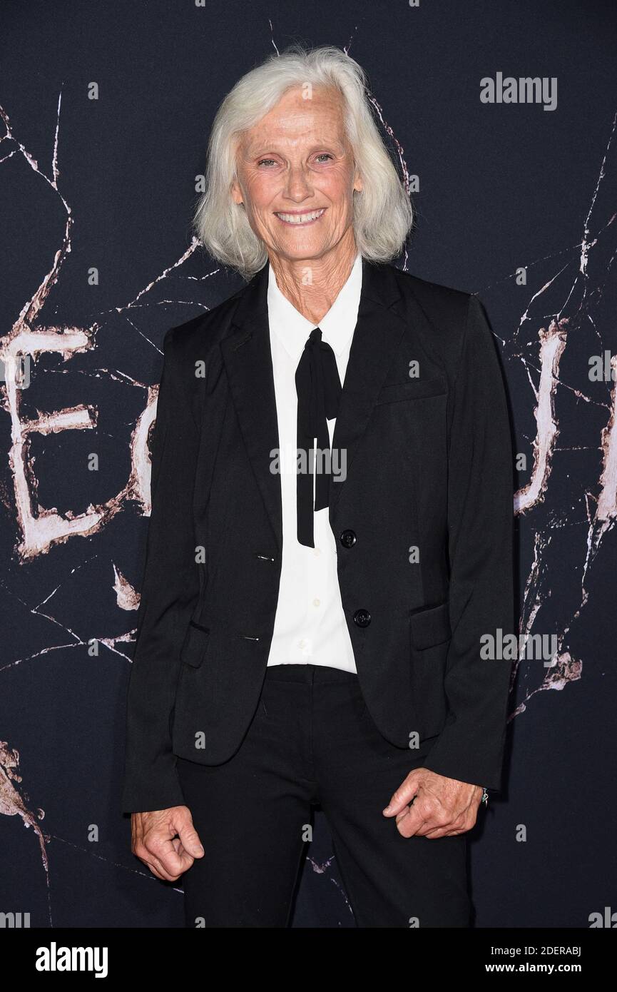 Sallye mcdougald hooks hi-res stock photography and images - Alamy