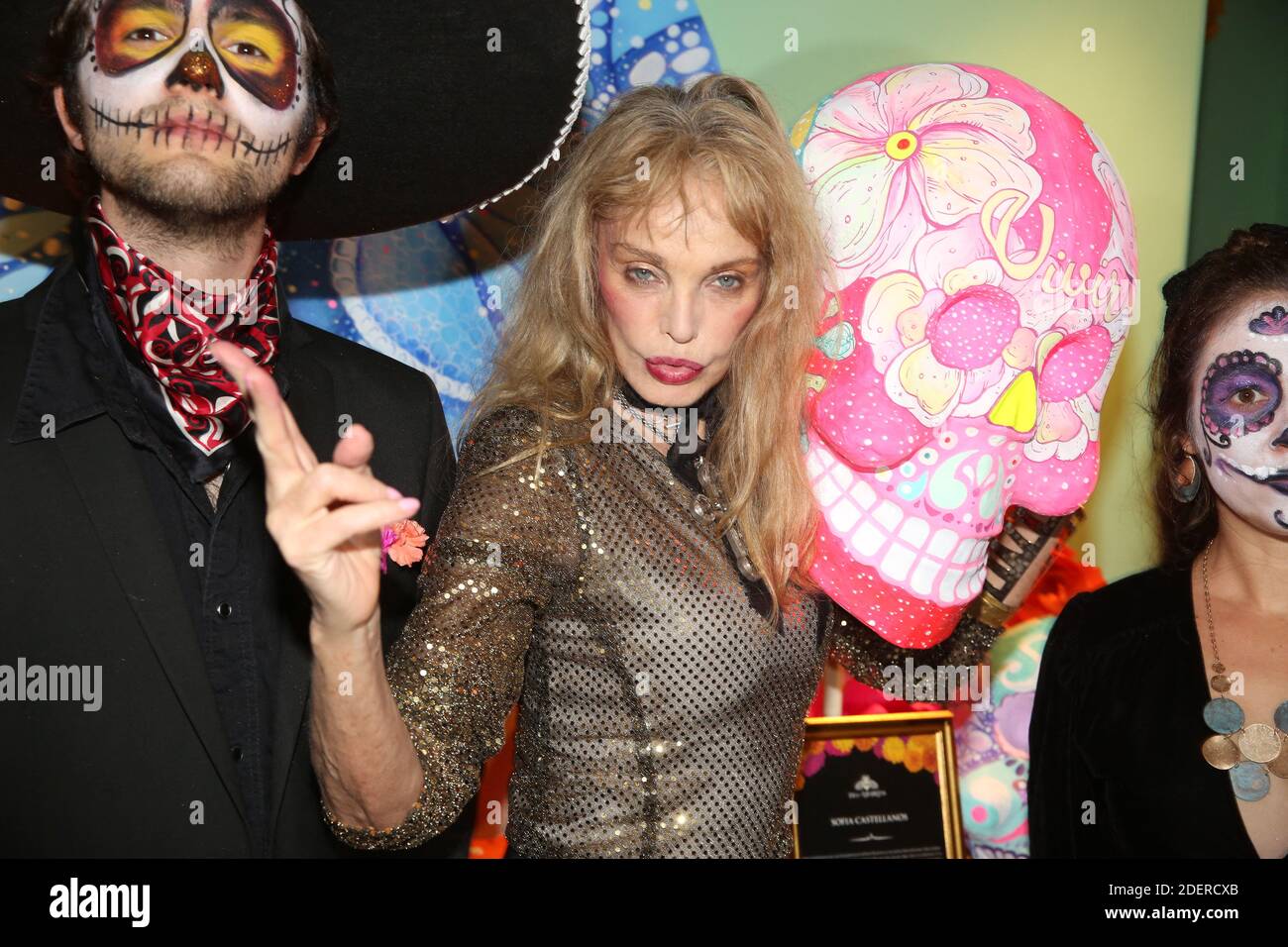 Arielle Dombasle lors de la soirée Dia De Muertos by PATRON au Club de ...