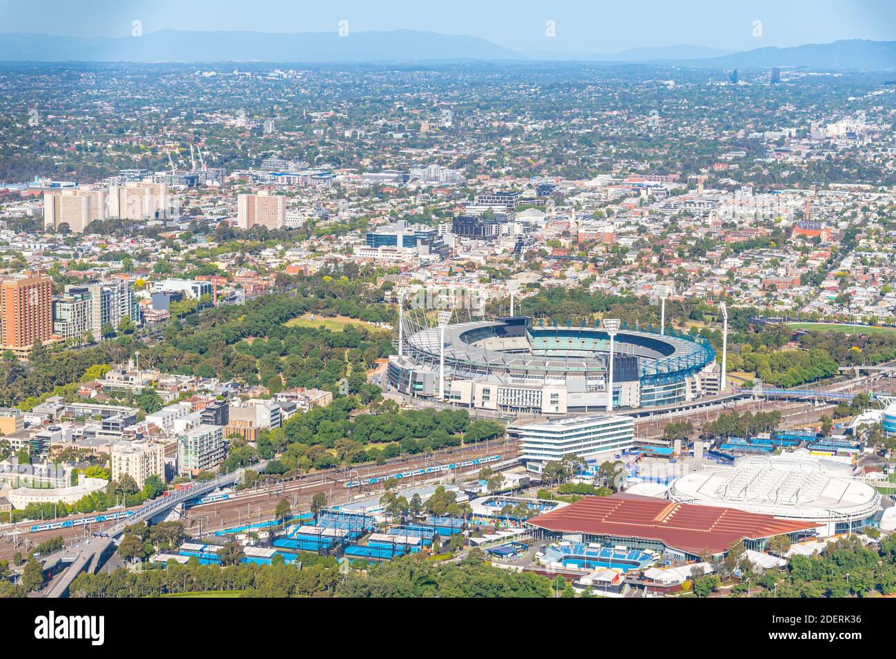Melbourne rectangular stadium hi-res stock photography and images - Alamy