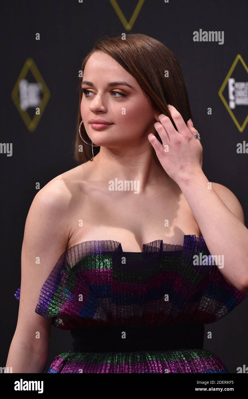 Joey King attends the 2019 E! People's Choice Awards at Barker Hangar ...
