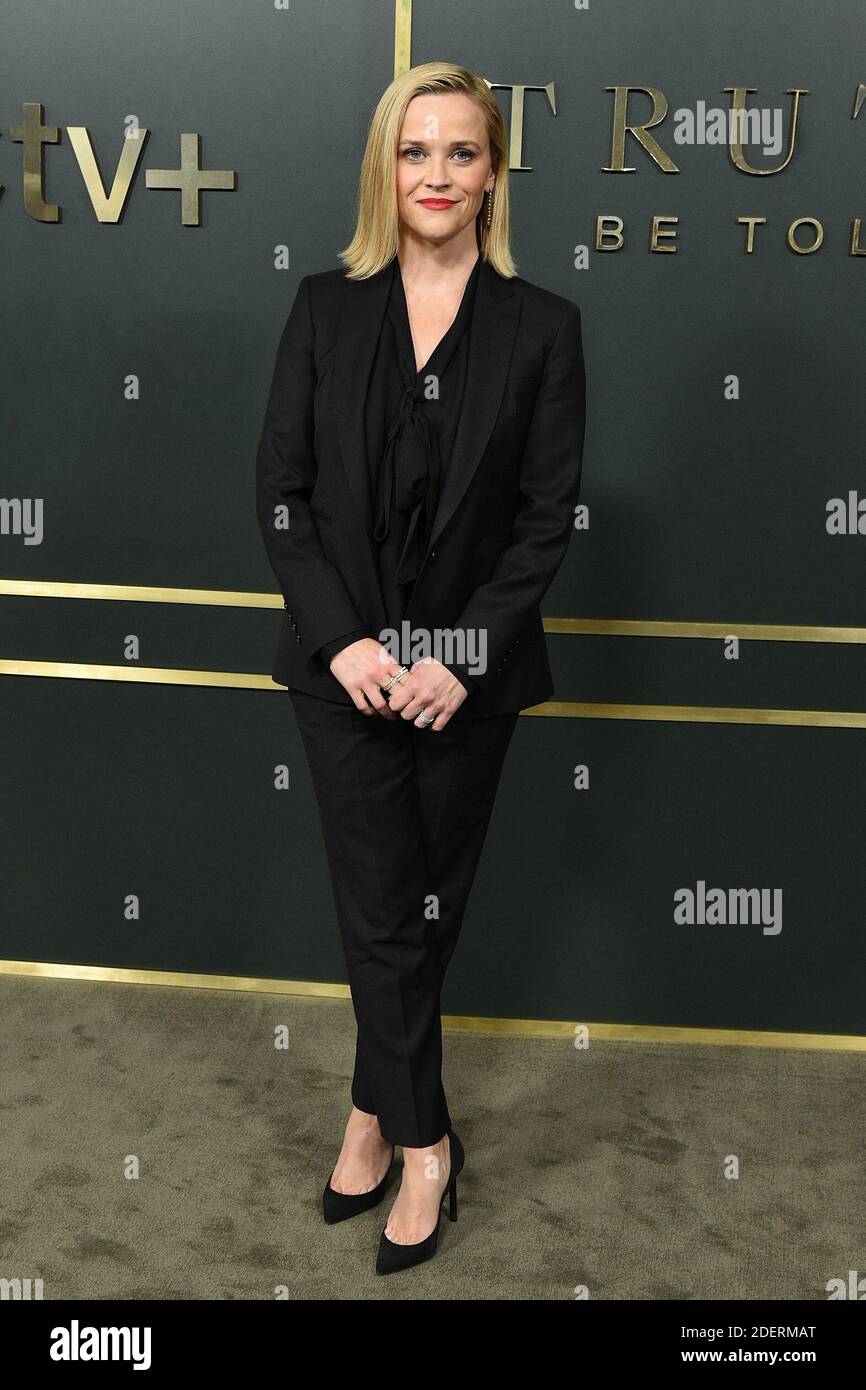 Reese Witherspoon attends the premiere Of Apple TV+'s "Truth Be Told ...