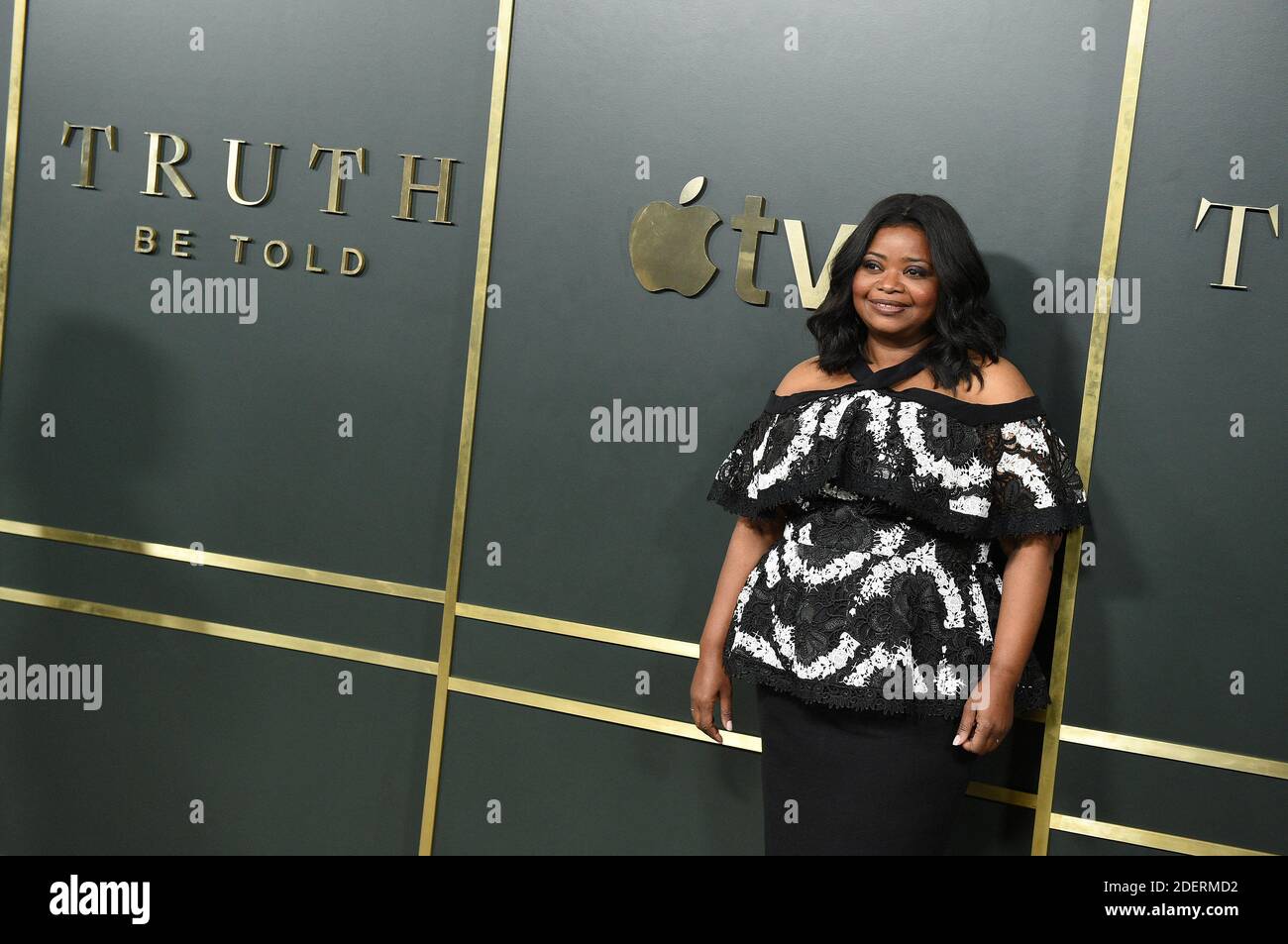 Octavia Spencer attends the premiere Of Apple TV+'s "Truth Be Told" at ...