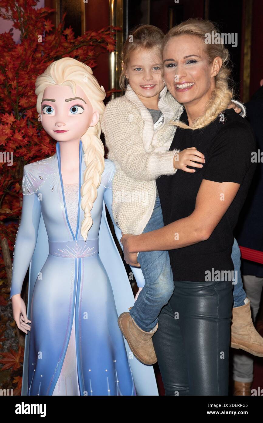 Elodie Gossuin and her daughter attend âÂ€Â˜Frozen 2 - La Reine Des ...