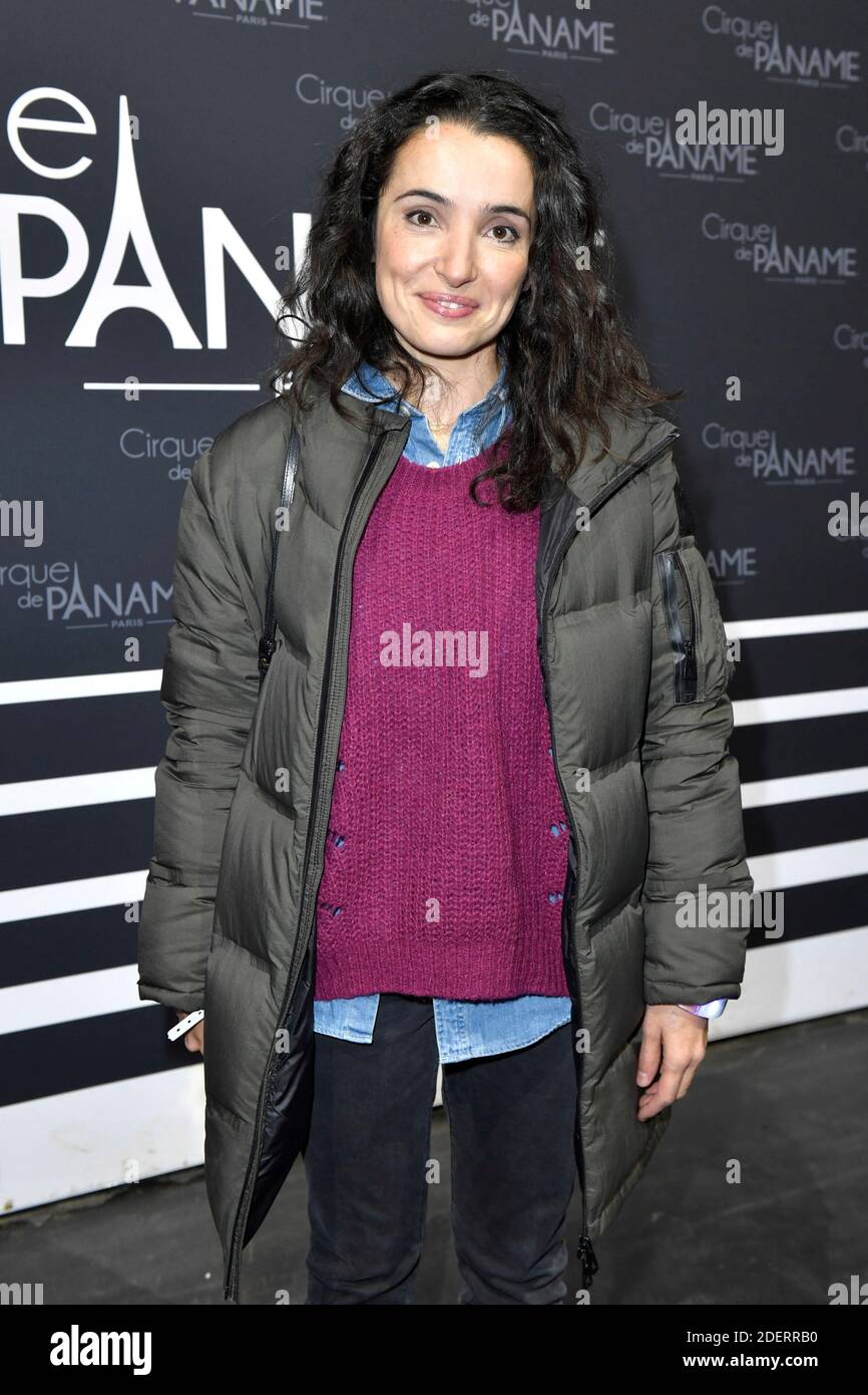 Isabelle Vitari attending the Premiere of Le Cirque de Paname - Le ...