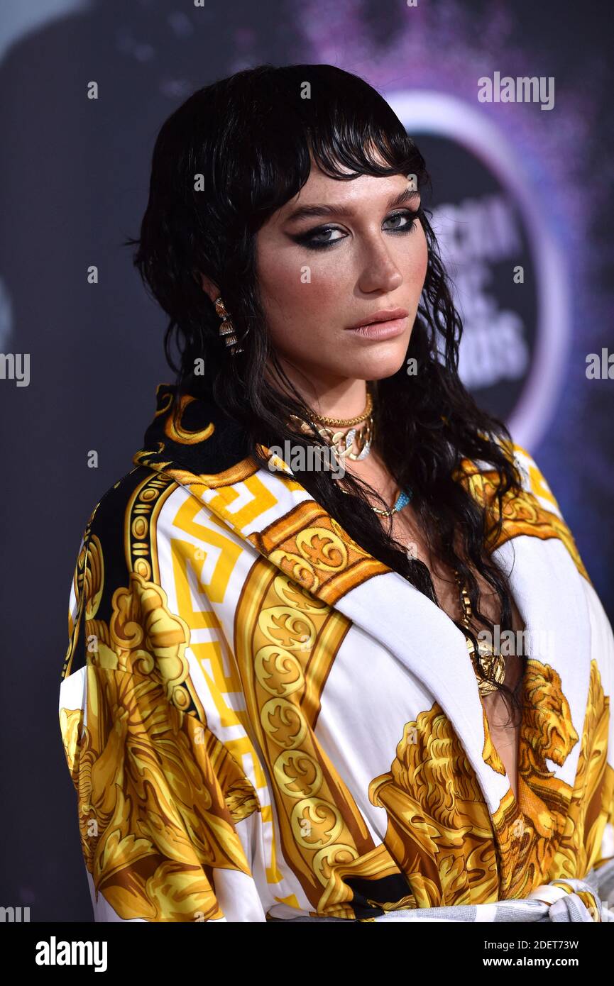 Kesha attends the 2019 American Music Awards at Microsoft Theater on ...