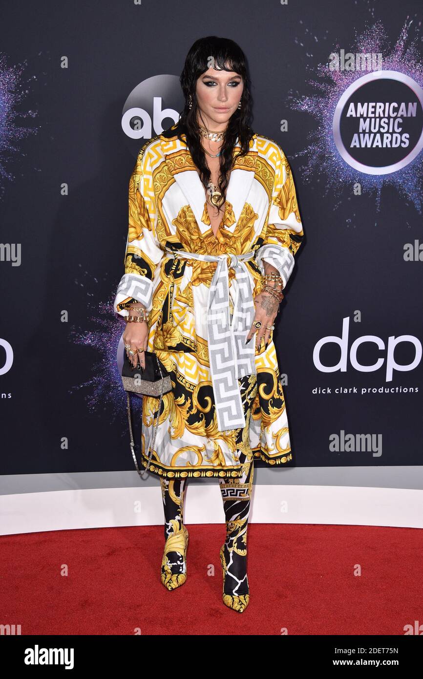 Kesha attends the 2019 American Music Awards at Microsoft Theater on ...