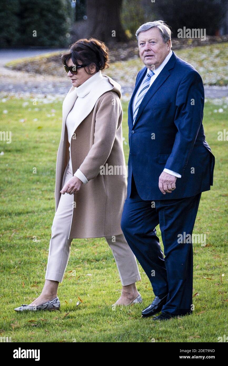 Melania trump parents hi-res stock photography and images - Alamy