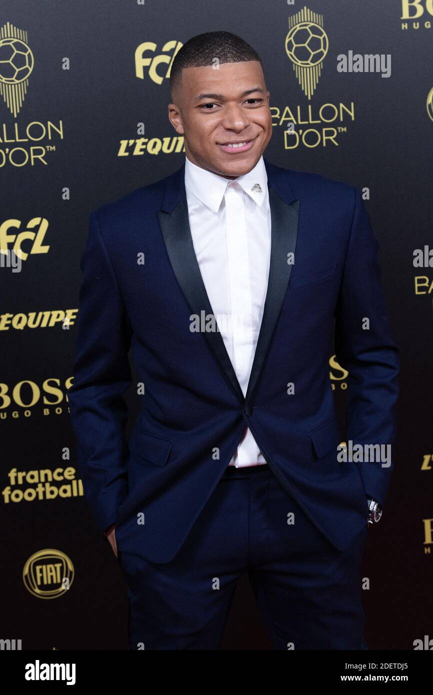 Kylian Mbappe arrives to attend the Ballon d Or France Football 2019 ...