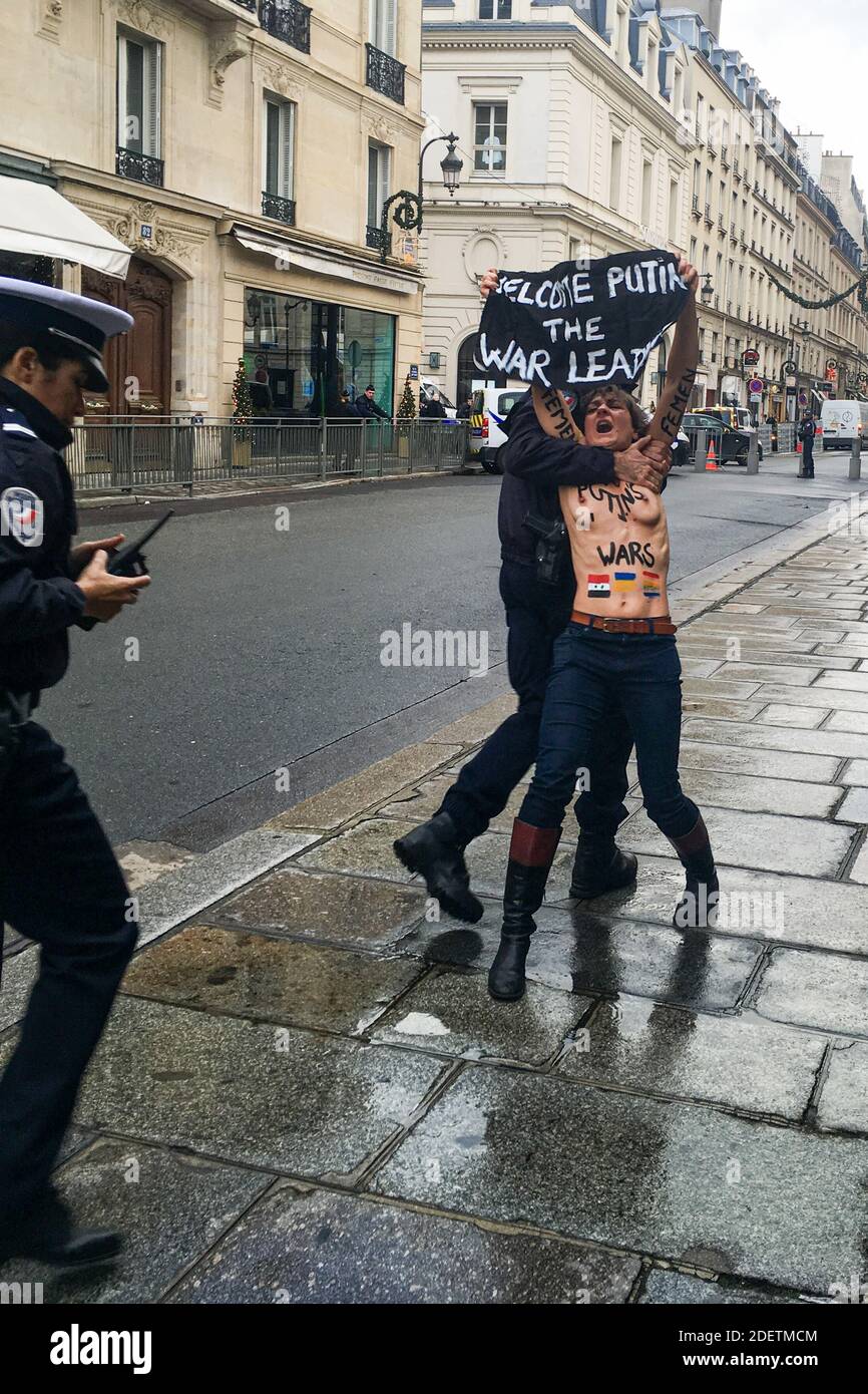Femen Activist High Resolution Stock Photography and Images - Alamy