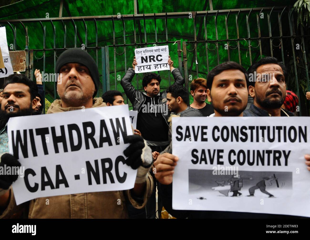 Flee religious persecution hi-res stock photography and images - Alamy