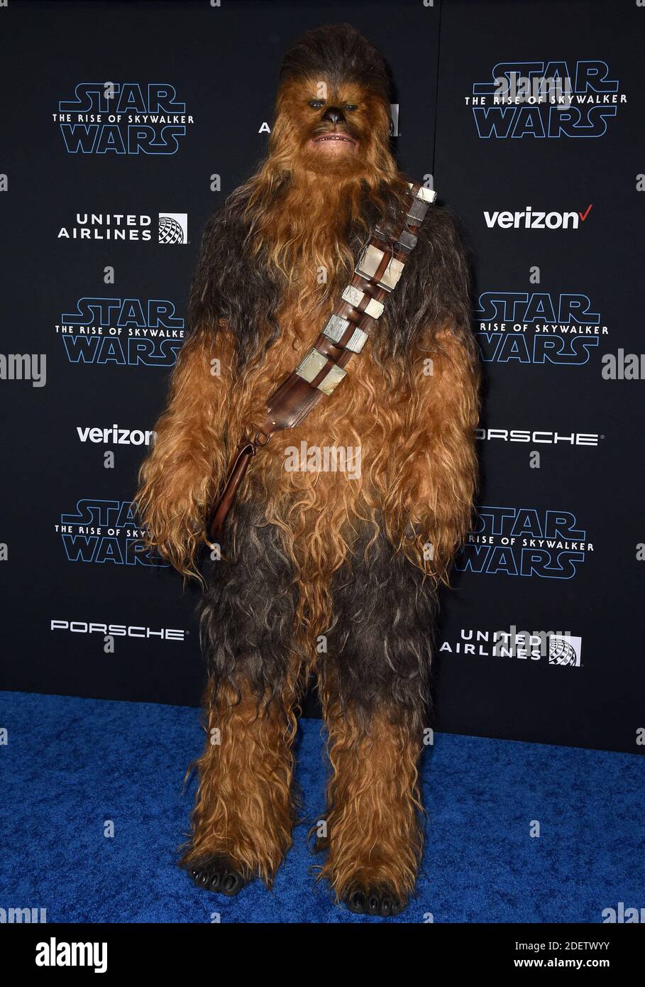 Chewbacca attends the Premiere of Disney's "Star Wars: The Rise Of ...