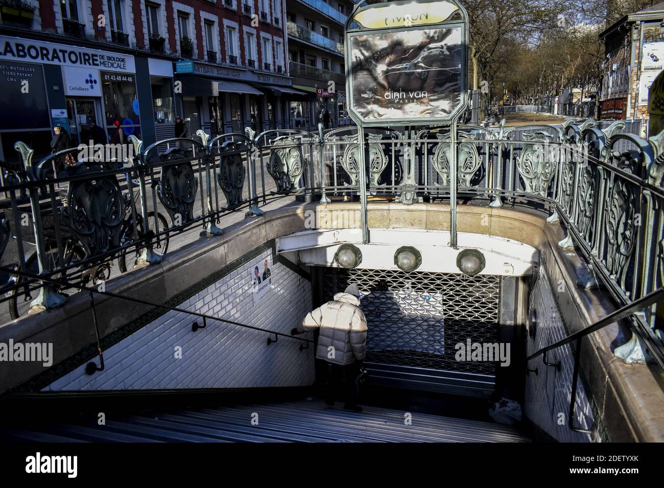 French metro system ratp hi-res stock photography and images - Alamy