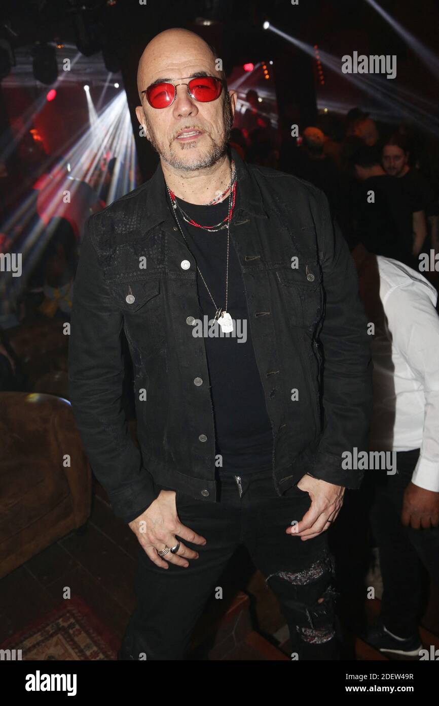 Exclusif - Pascal Obispo lors du Cocktail de lancement du Mondial du ...