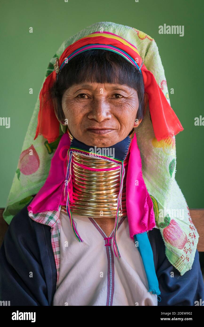 Portrait of senior Burmese woman from Kayan tribe, Lake Inle, Myanmar ...