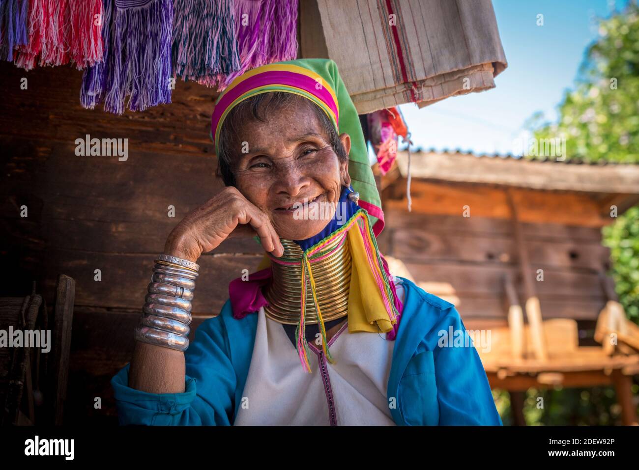 Senior Burmese woman from Kayan tribe (AKA Padaung, long-neck) smiling ...