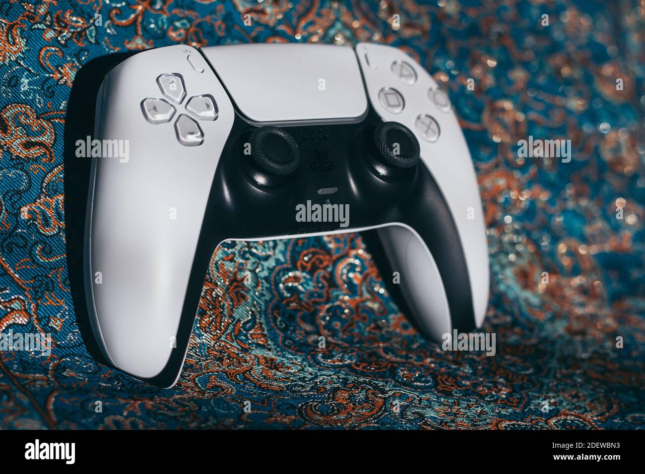 PlayStation 5 DualSense controller Stock Photo - Alamy