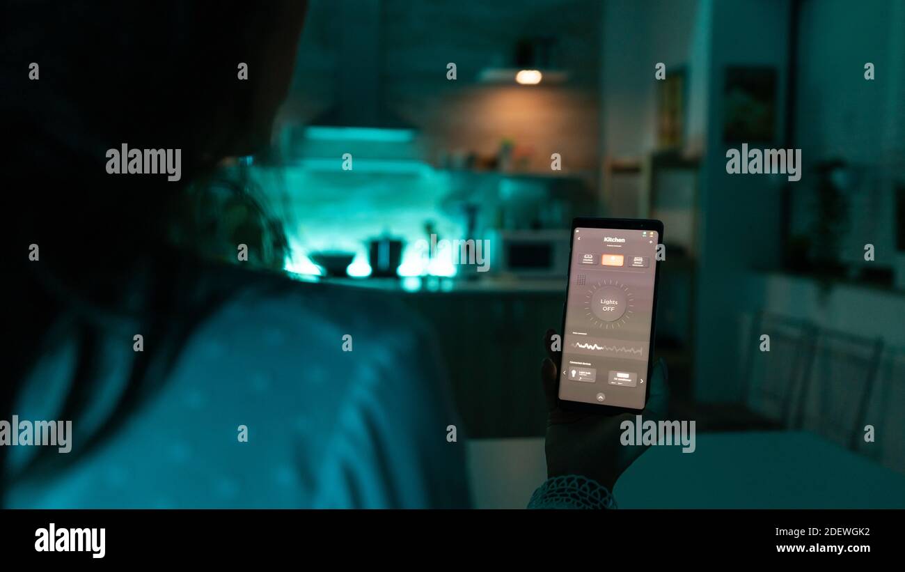 Dark field lighting hi-res stock photography and images - Alamy