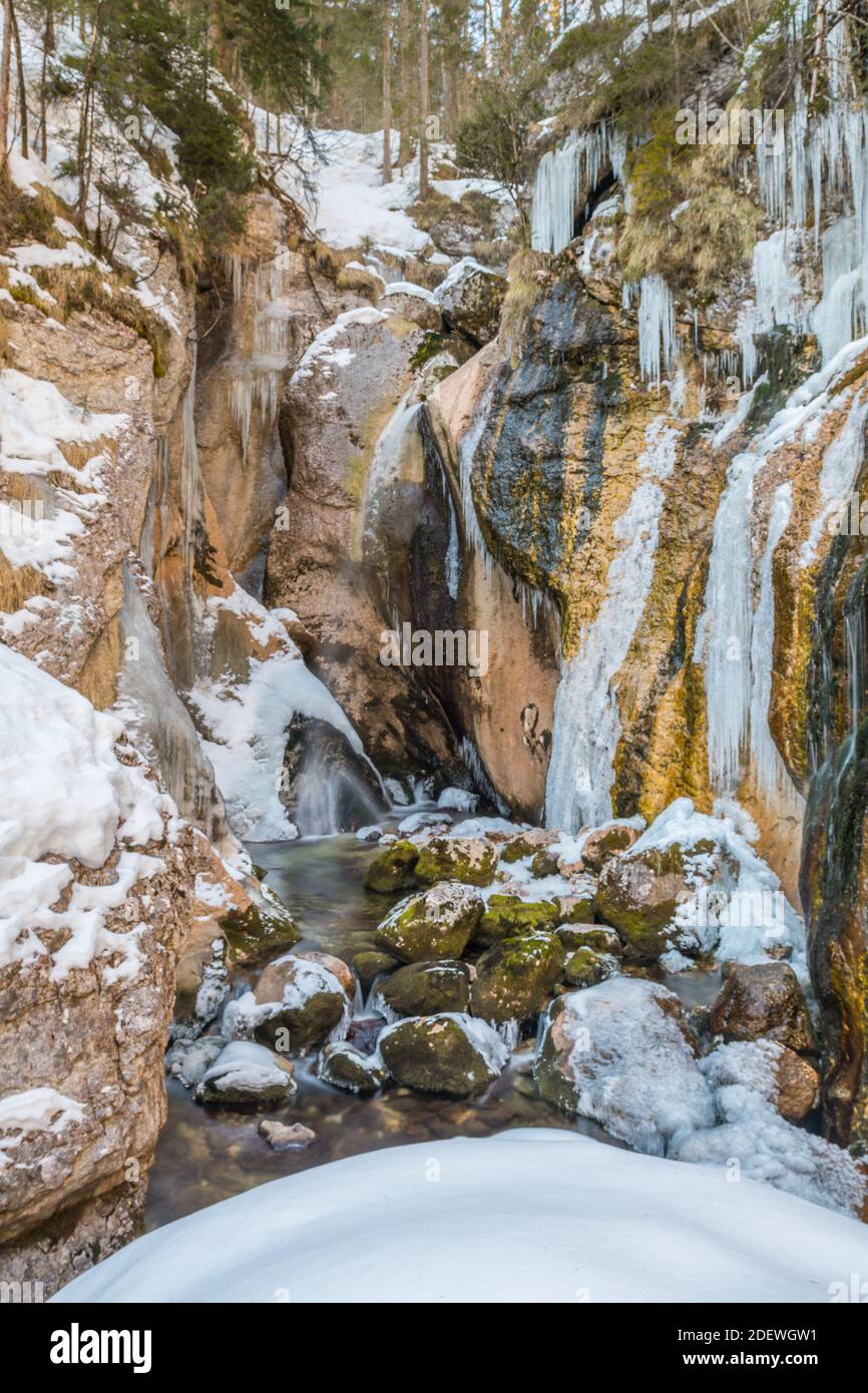 Iced cascade hi-res stock photography and images - Alamy