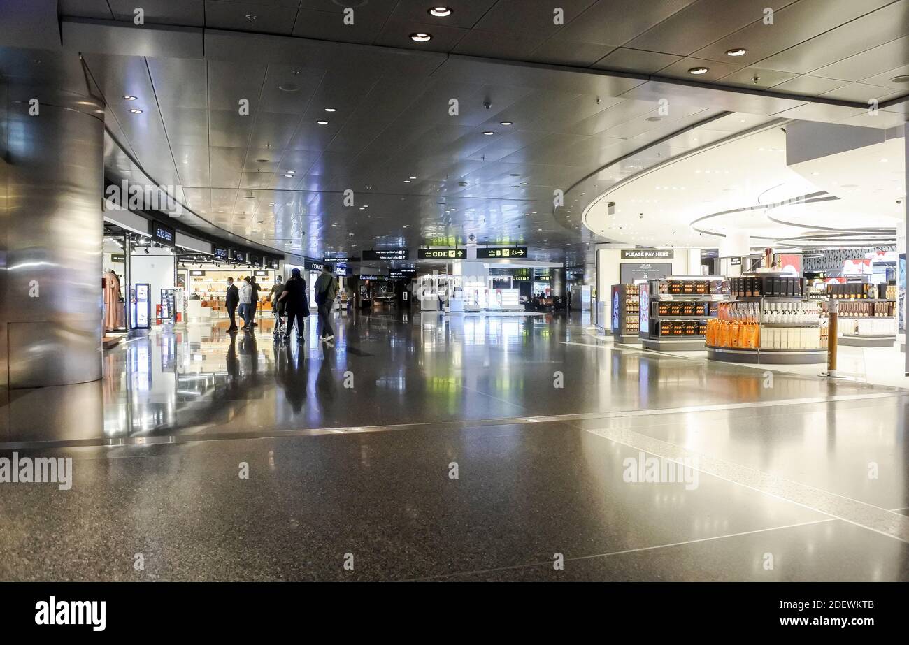 Duty free shop doha airport hi-res stock photography and images - Alamy