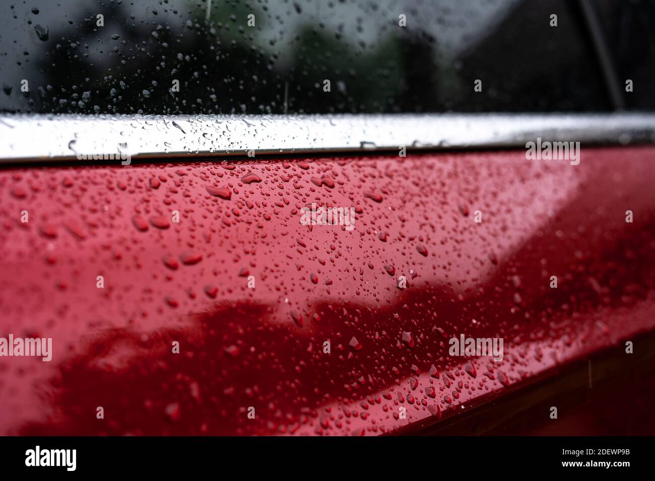 Car bodywork rain hi-res stock photography and images - Alamy