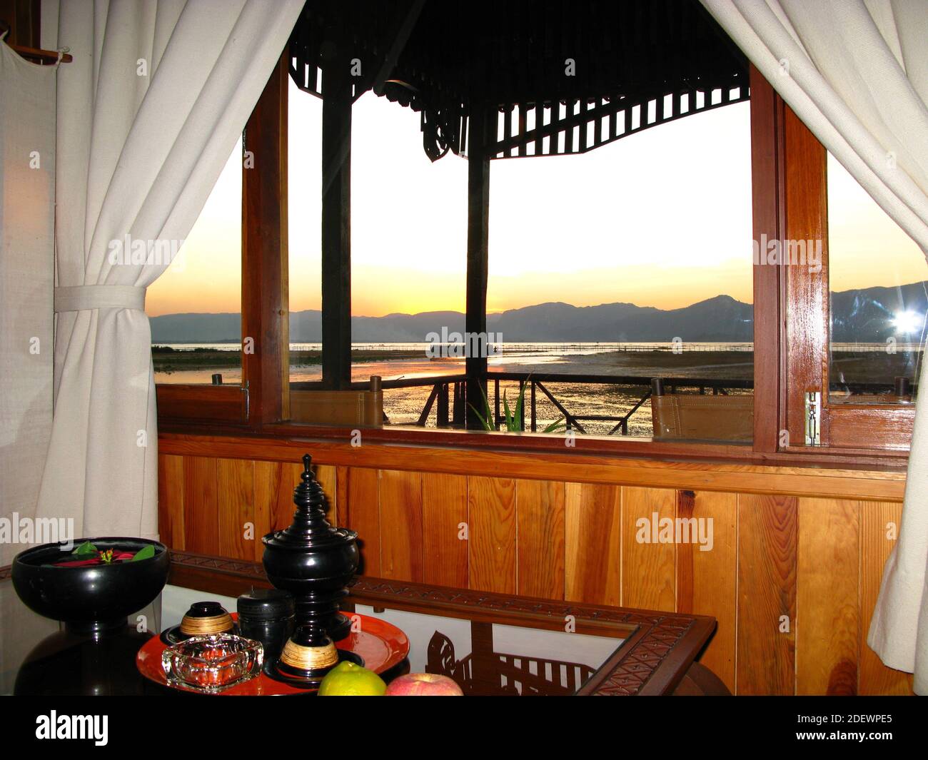 Paradise inle resort hi-res stock photography and images - Alamy