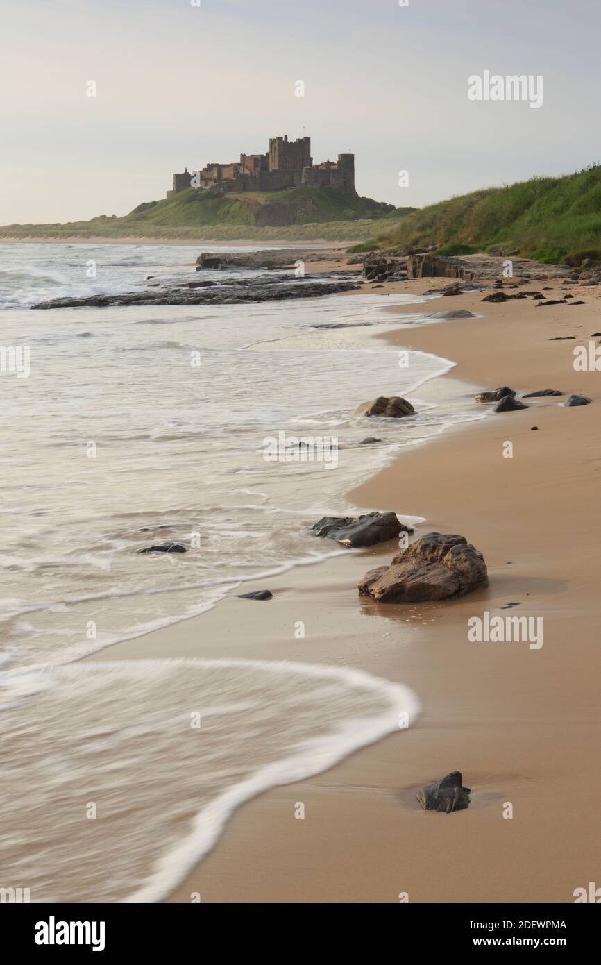 Bamburgh beach shore sea coast coastal rocks hi-res stock photography ...