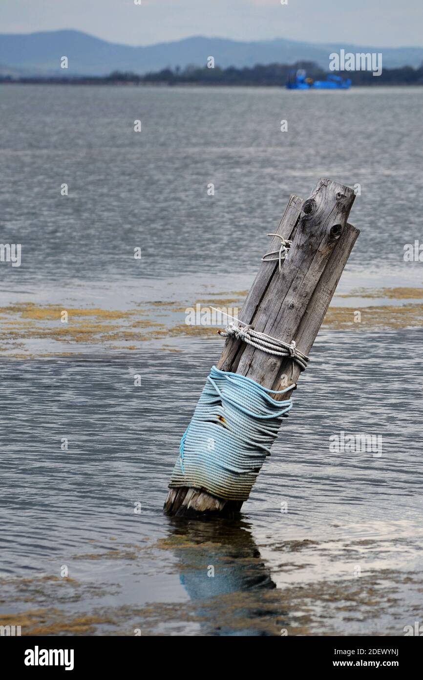 Mooring pole hi-res stock photography and images - Alamy
