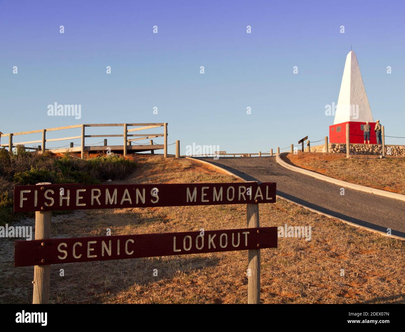Fishermens Memorial Scenic Lookout Port Denison, Western Australia ...