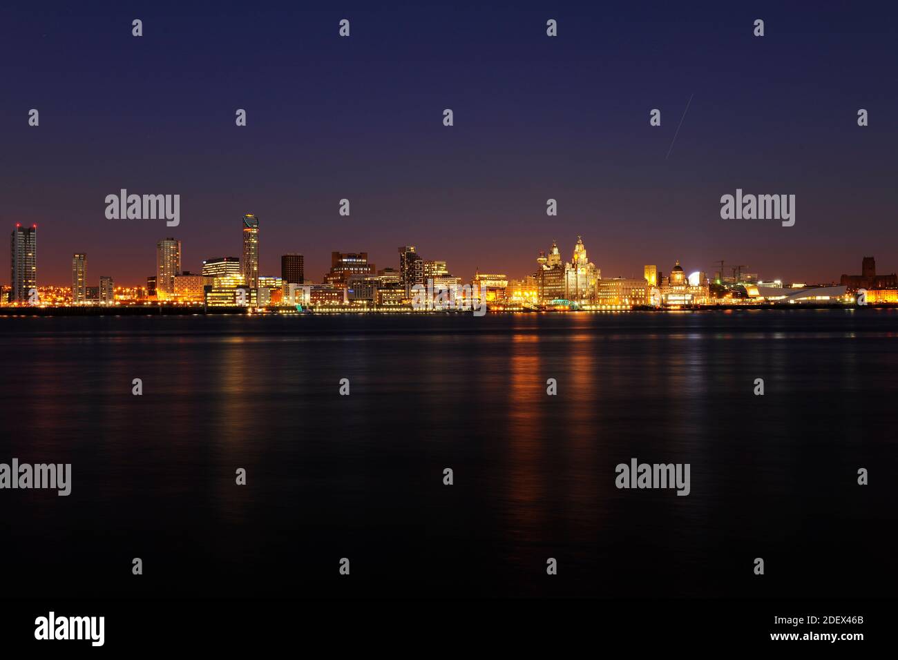 Liverpool Waterfront Day & Night Stock Photo - Alamy