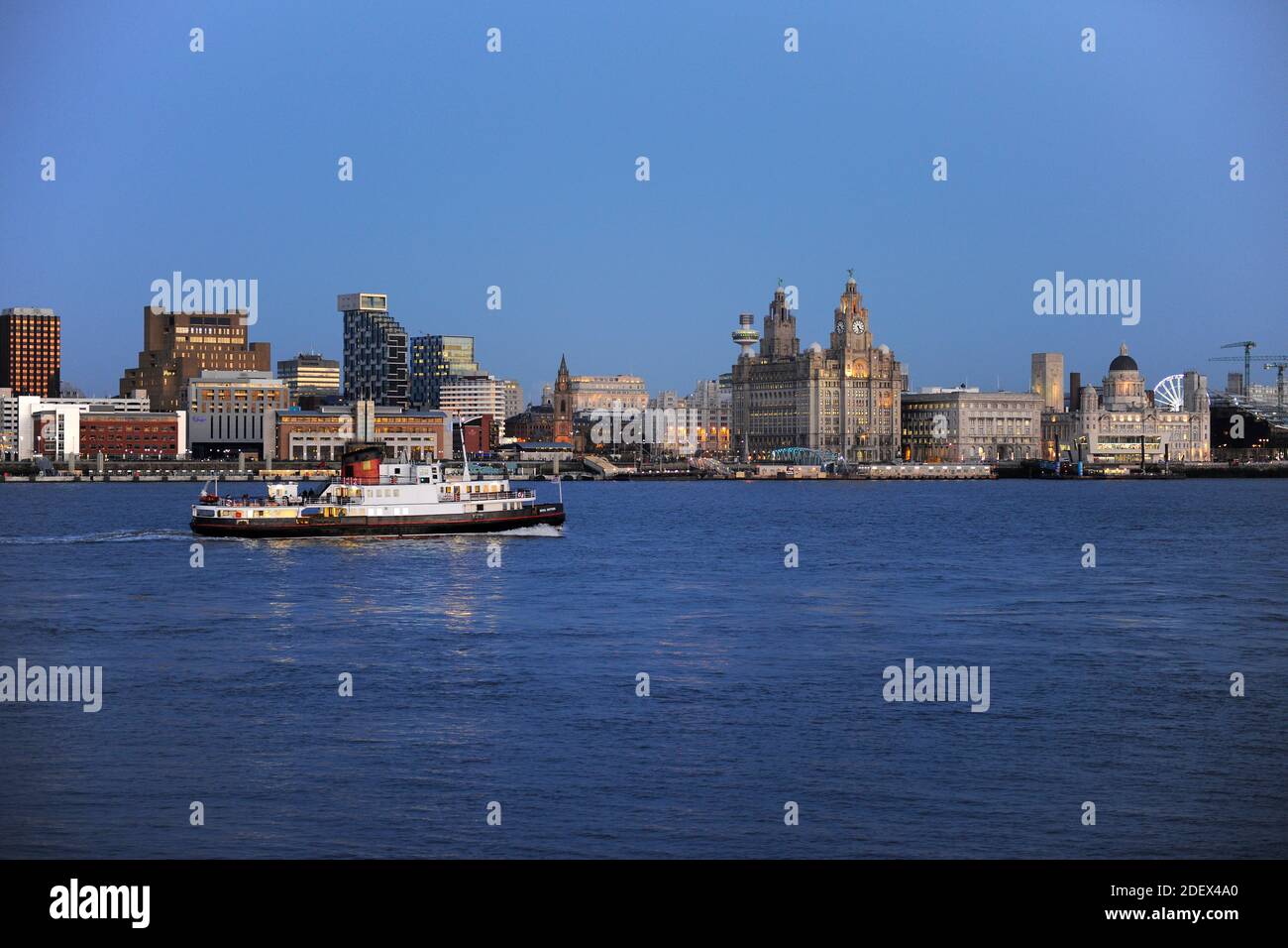 Liverpool Waterfront Day & Night Stock Photo - Alamy