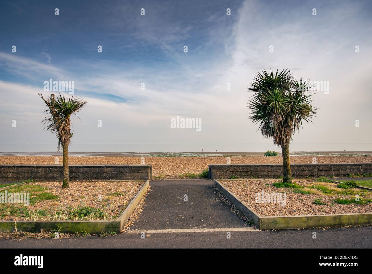 Worthing street view hi-res stock photography and images - Alamy