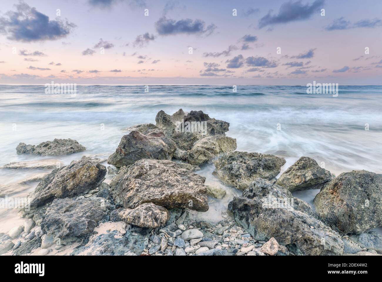 Cayman central america hi-res stock photography and images - Alamy