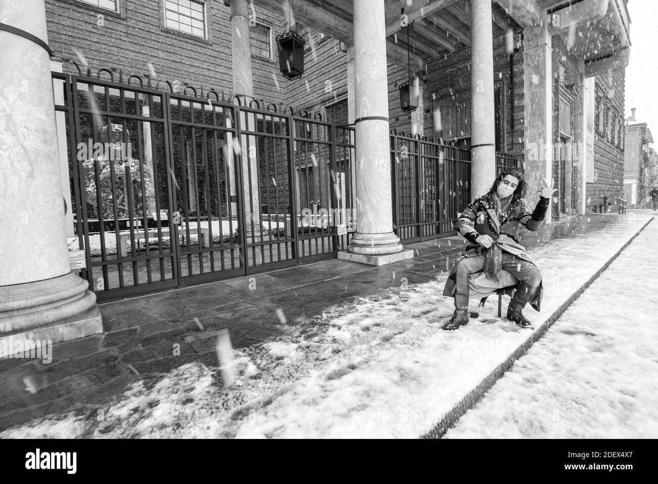 Covid guide Black and White Stock Photos & Images - Alamy