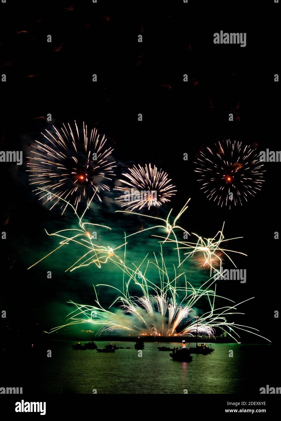 Pheonix fireworks hi-res stock photography and images - Alamy
