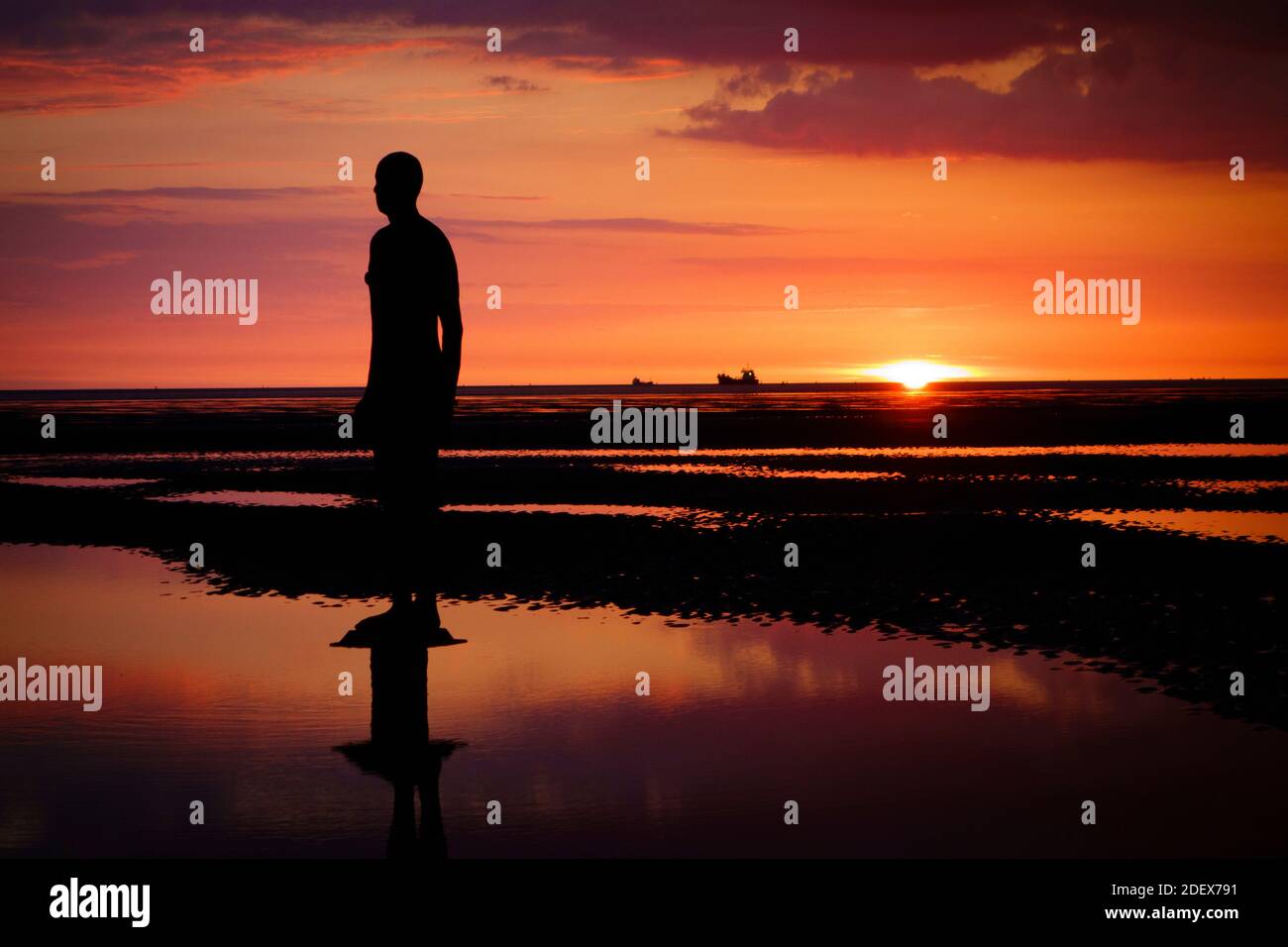 Another Place by Antony Gormley, Crosby Beach, Liverpool, Merseyside ...