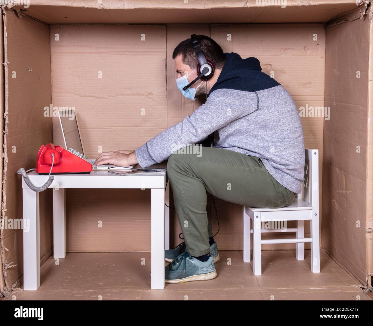 Person isolated from others hi-res stock photography and images - Alamy