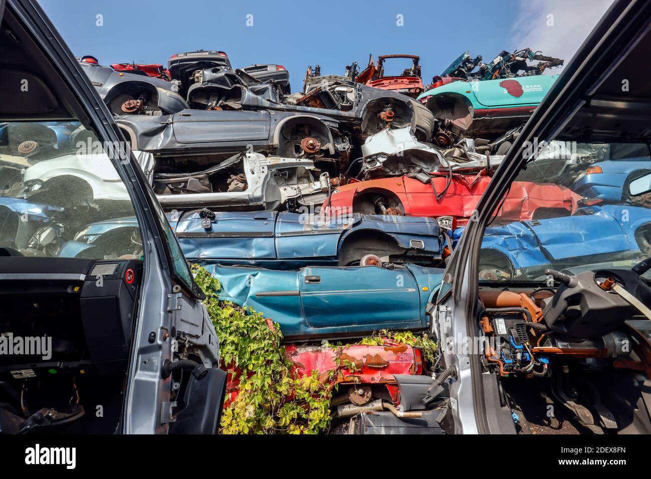 Old cars on scrap yard hi-res stock photography and images - Alamy