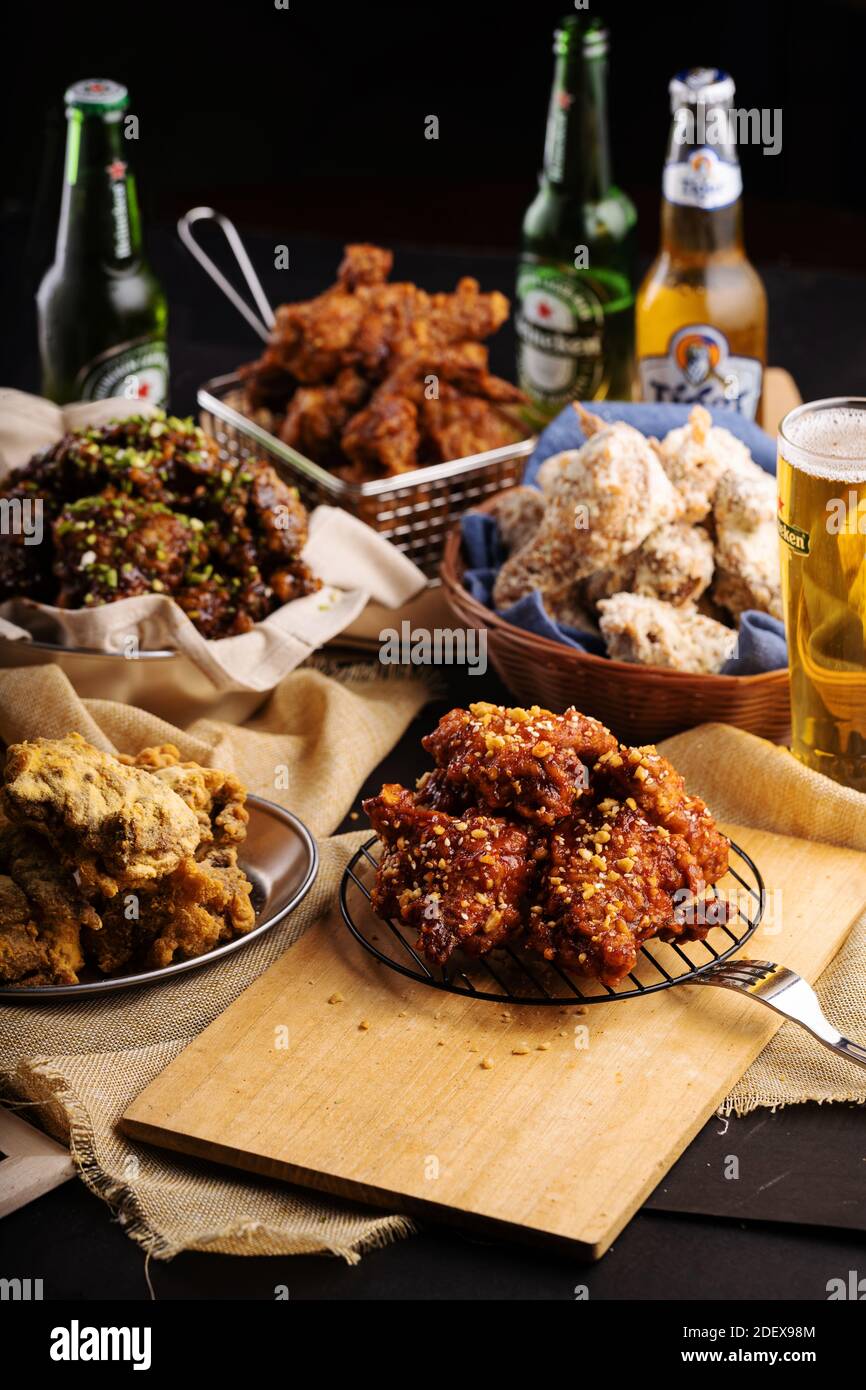 METRO MANILA, PHILIPPINES - Nov 08, 2017: Eating and drinking chicken ...