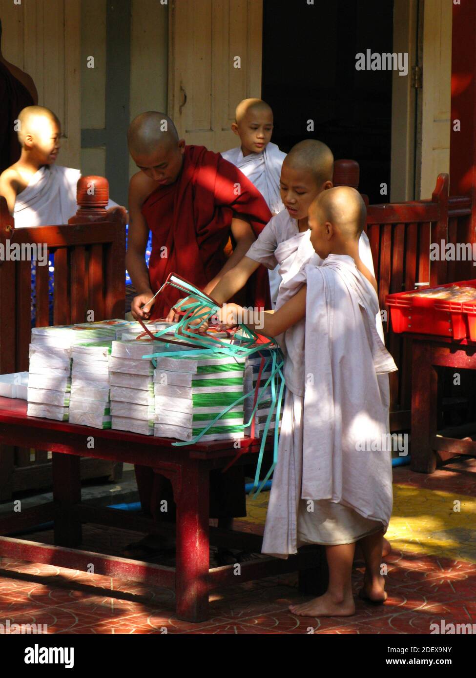 Monks in Mahagandayon Monastery in Amarapura, Myanmar Stock Photo - Alamy