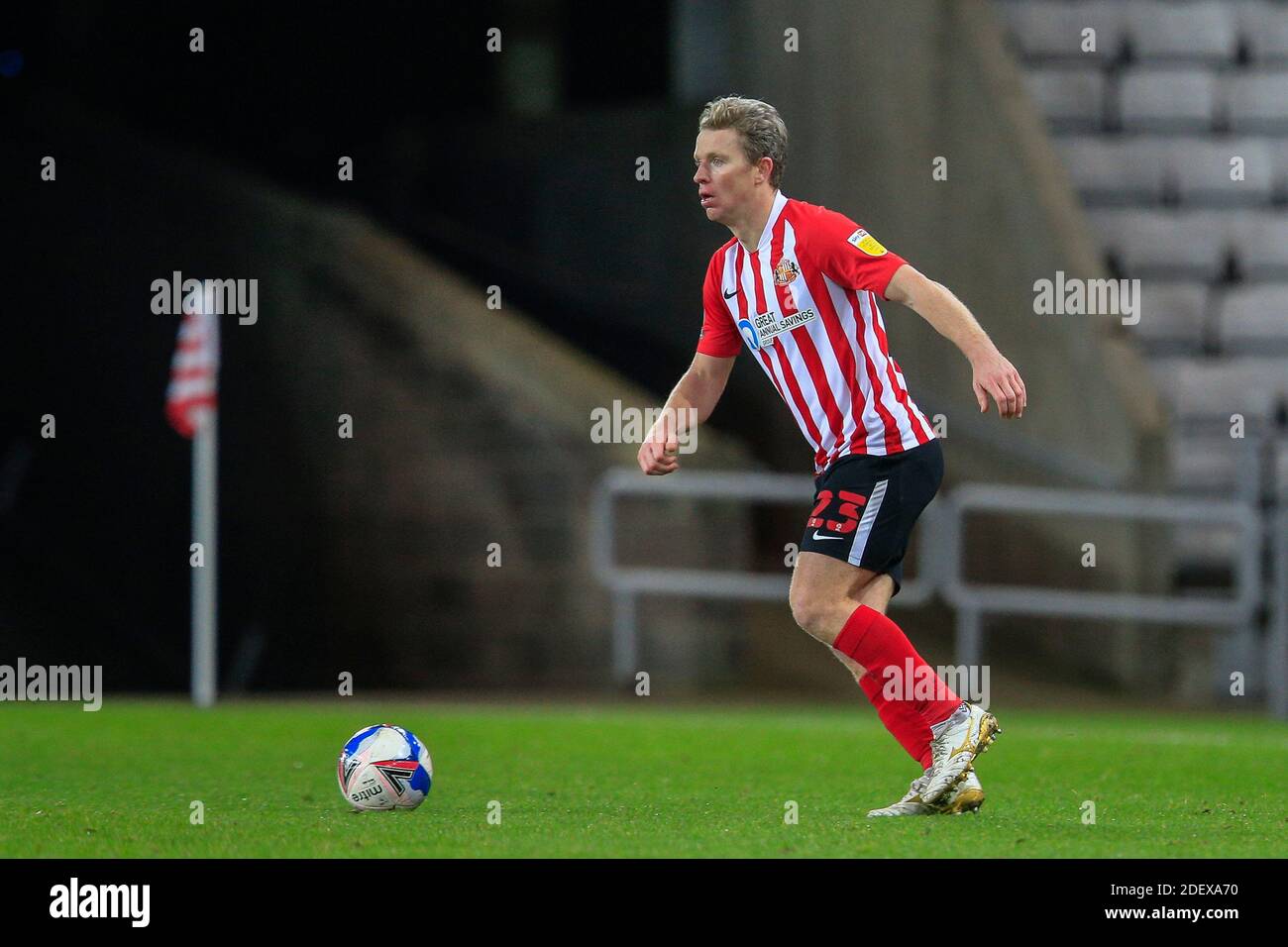 Grant Leadbitter #23 of Sunderland in possession of the ball Stock ...