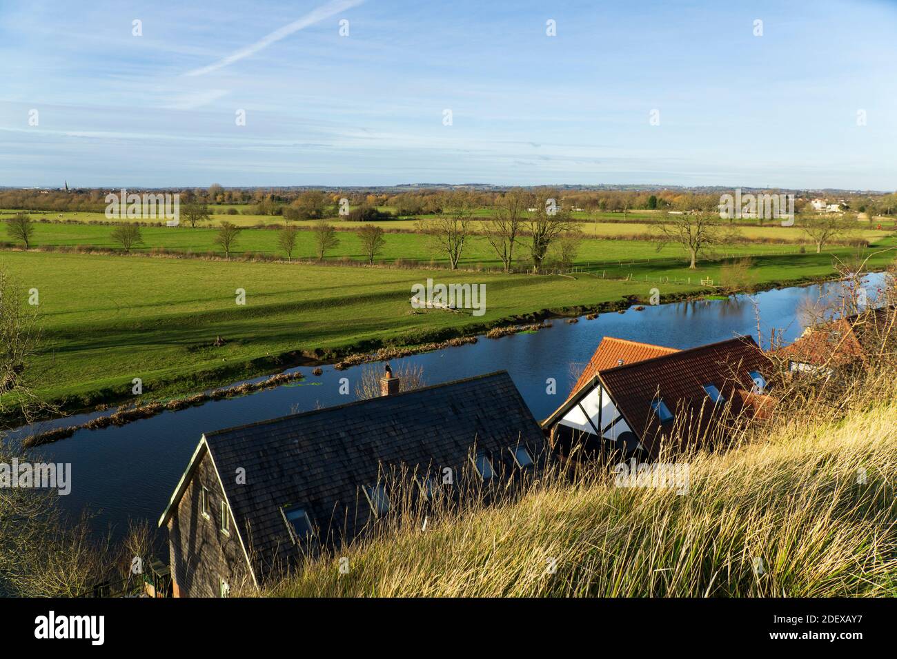 Rural river side homes Stock Photo - Alamy