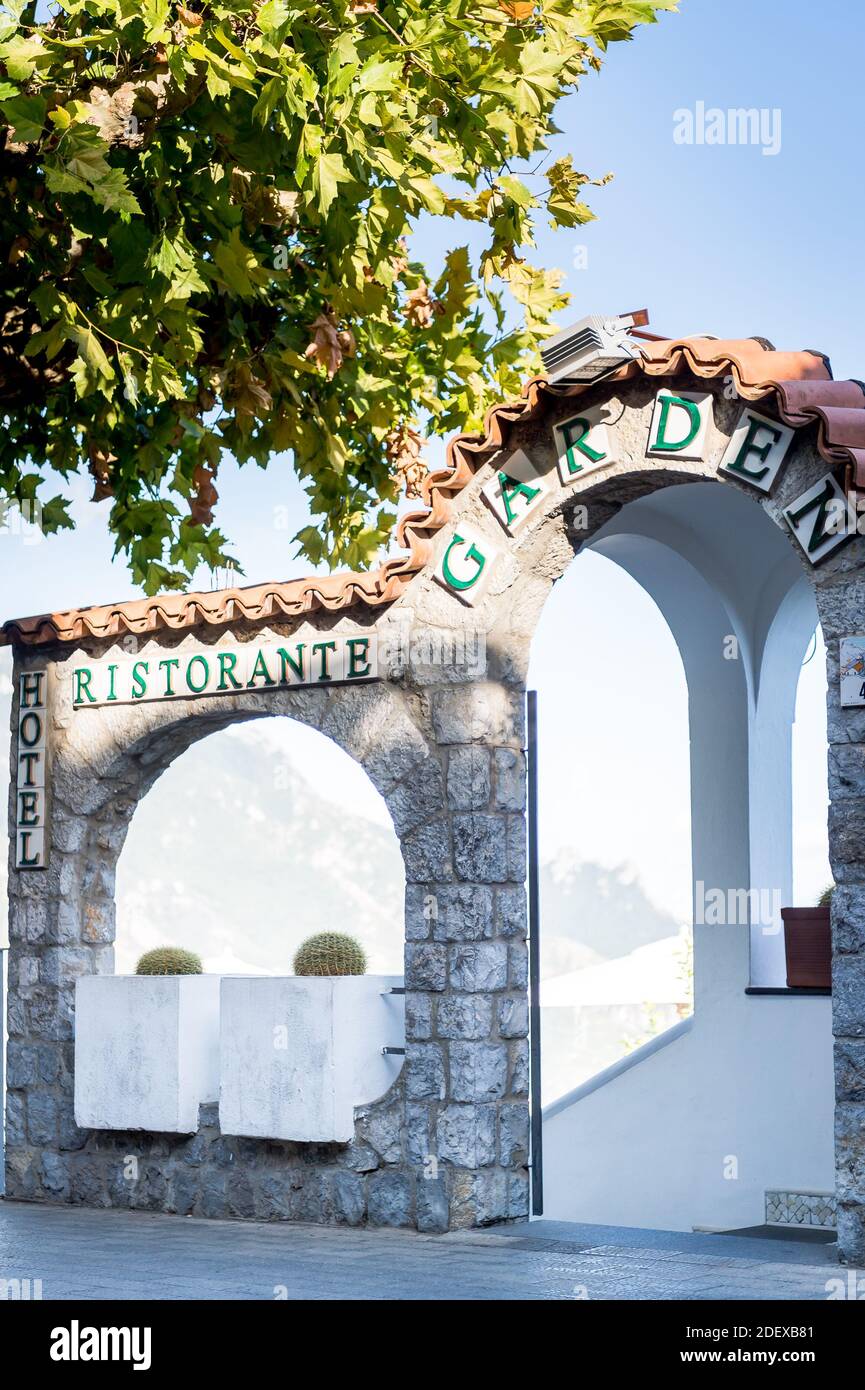 Ristorante ravello hi-res stock photography and images - Alamy