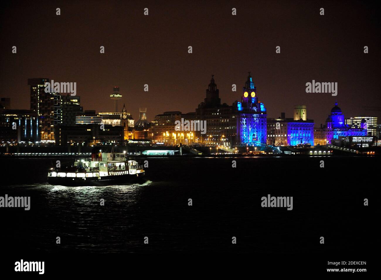 Liverpool 2008 2009 hi-res stock photography and images - Alamy